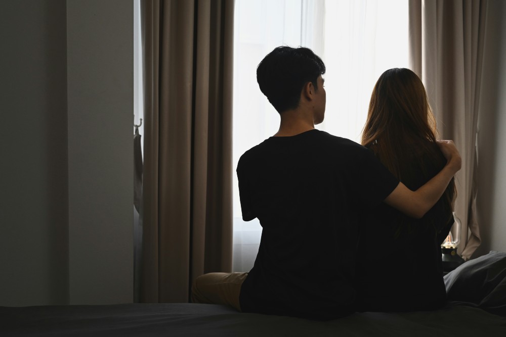 Why He Acts Hot and Cold: Discovering the Reasons and How to Respond ...